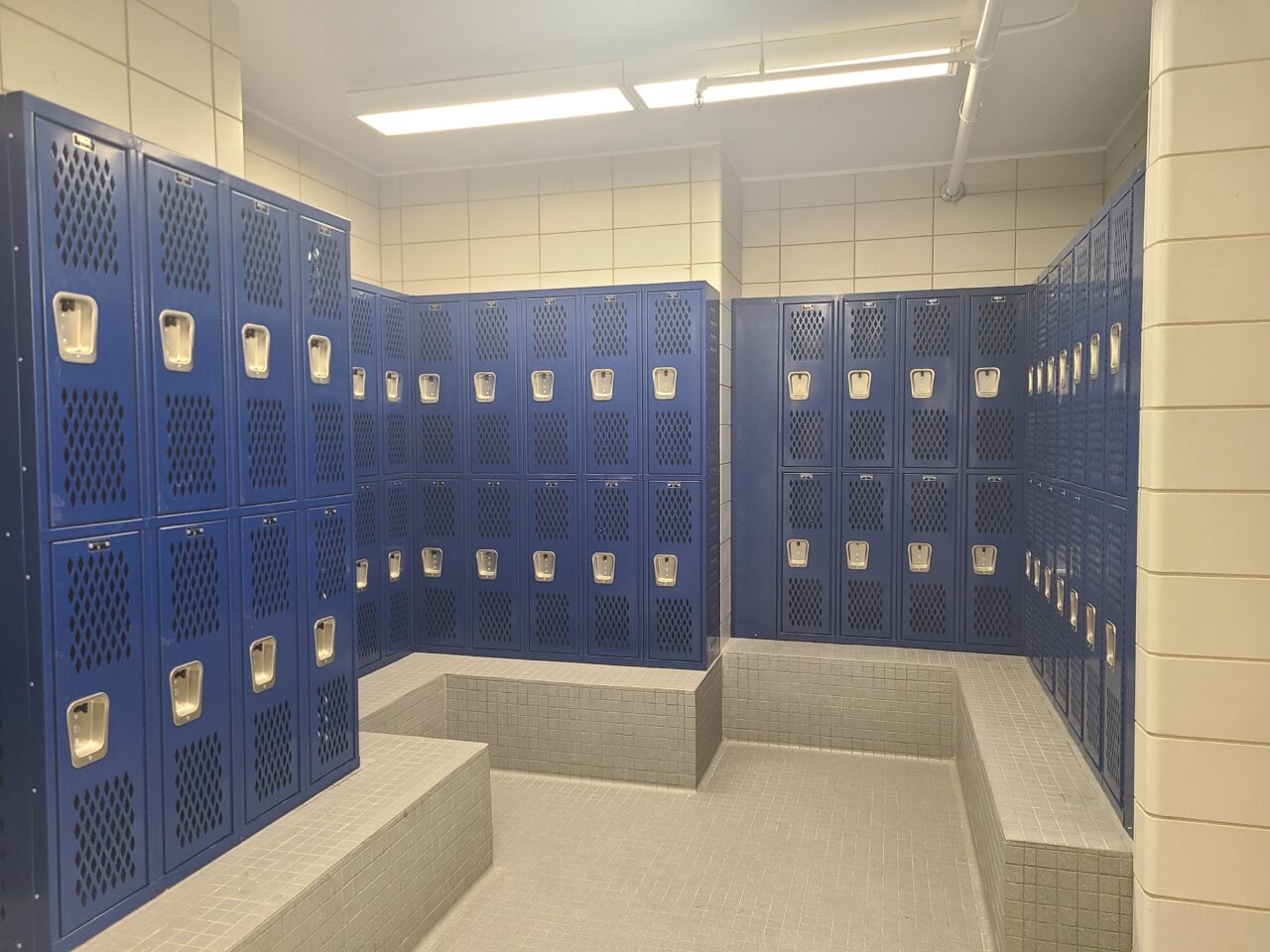 Locker Installation for Gyms & Schools in Aurora, Naperville ...
